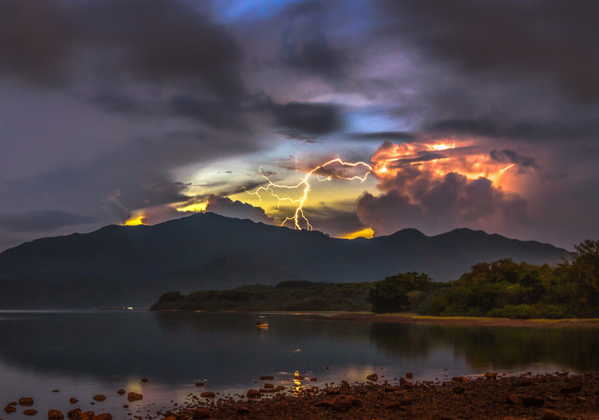 Fulmini, 8 consigli per evitarli - SportOutdoor24