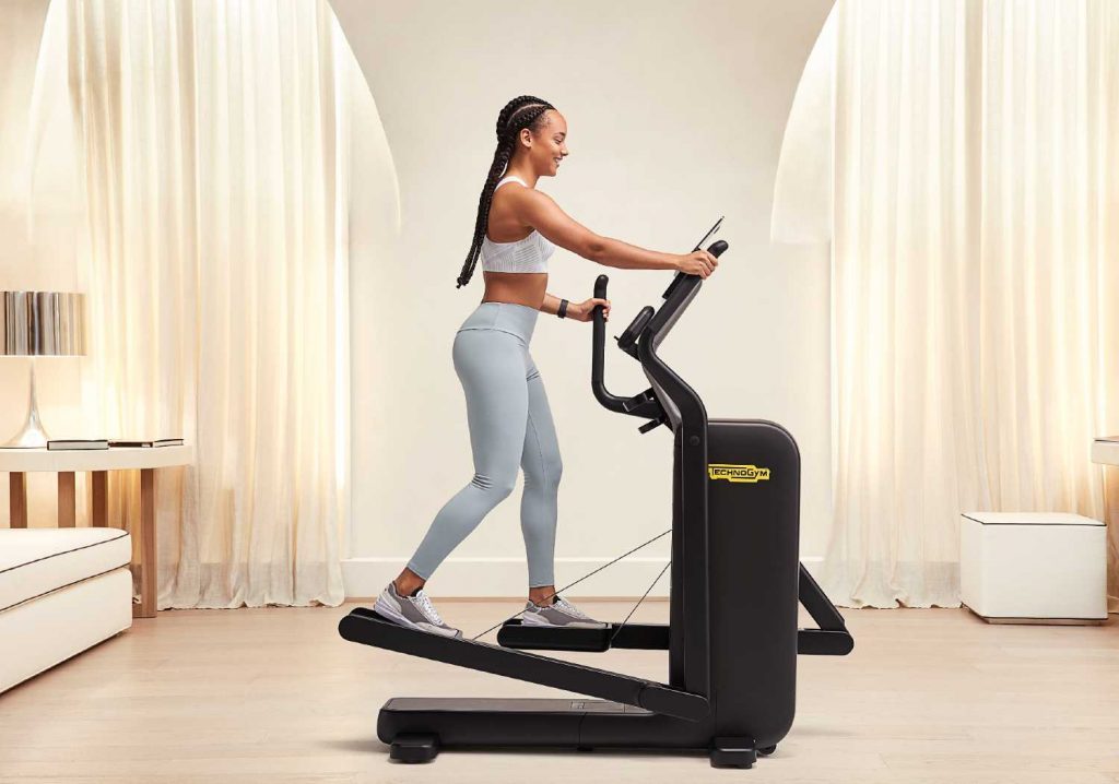 Technogym Elliptical: il nuovo allenamento total body a casa ...