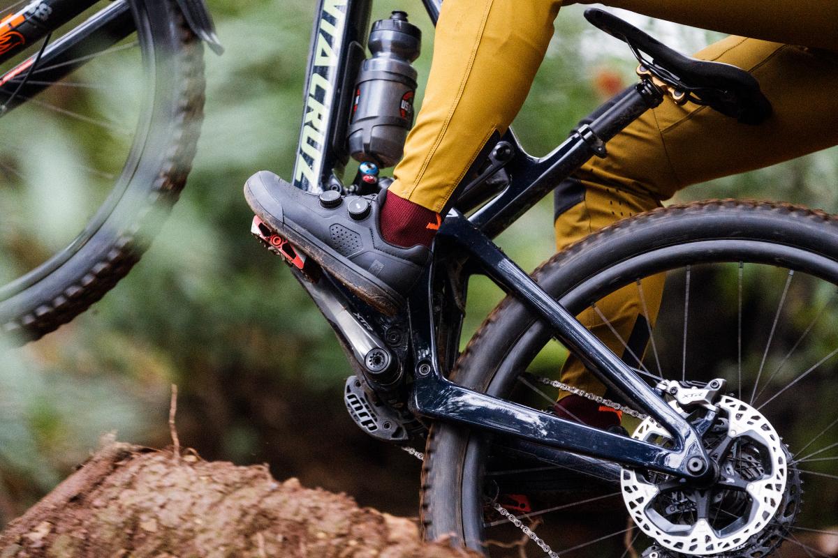 Le scarpe da MTB Fox Union BOA hanno un doppio sistema di regolazione