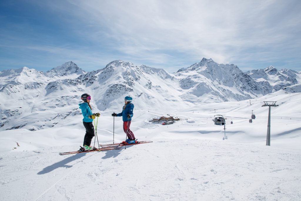 Sciare a Cervinia: piste, impianti, skipass 2025/2026 e prezzi aggiornati