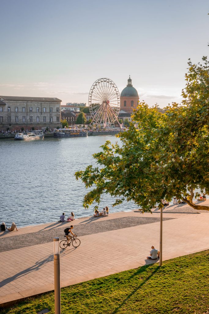 Questa città nel sud della Francia è molto bella da visitare in ...