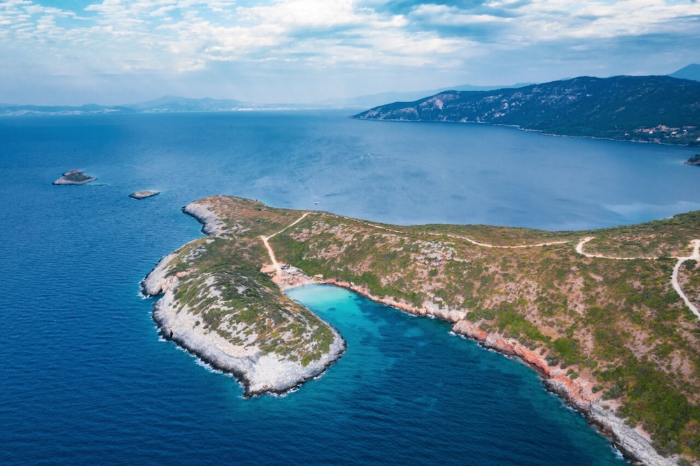 Samos, l'alternativa alle Cicladi: cosa vedere e le spiagge più belle