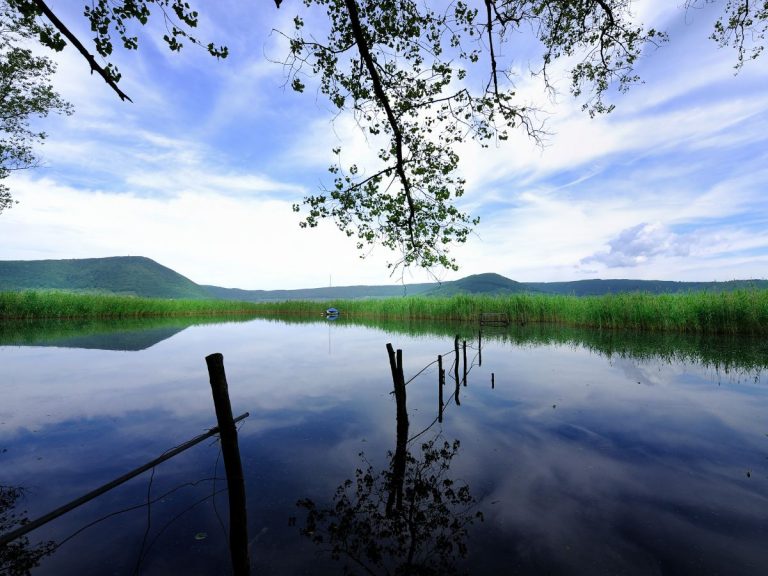 Lago di Vico tra miti e natura: cosa vedere alla caldera dei Monti Cimini