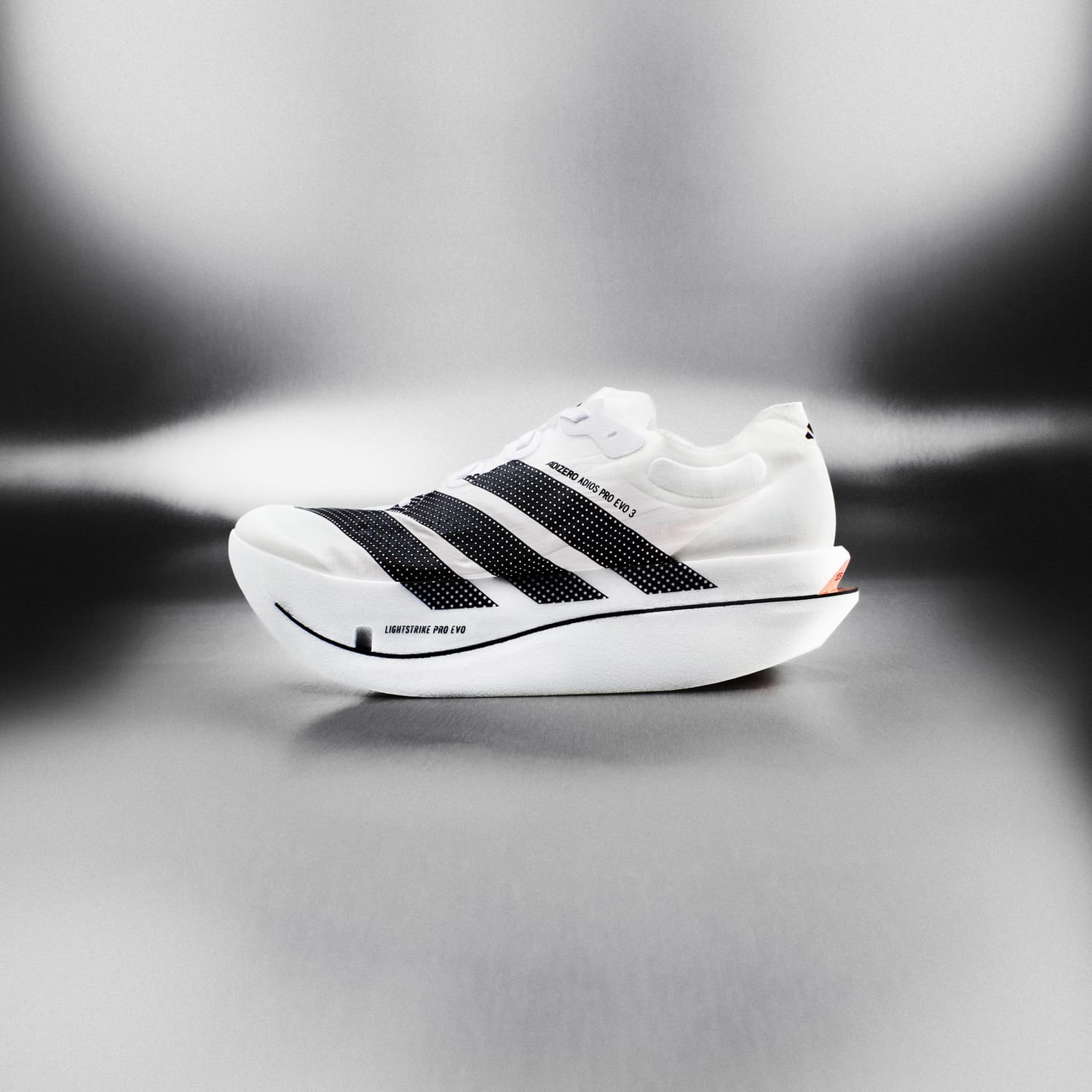 adidas Adizero Adios Pro Evo 3: peso e prezzo
